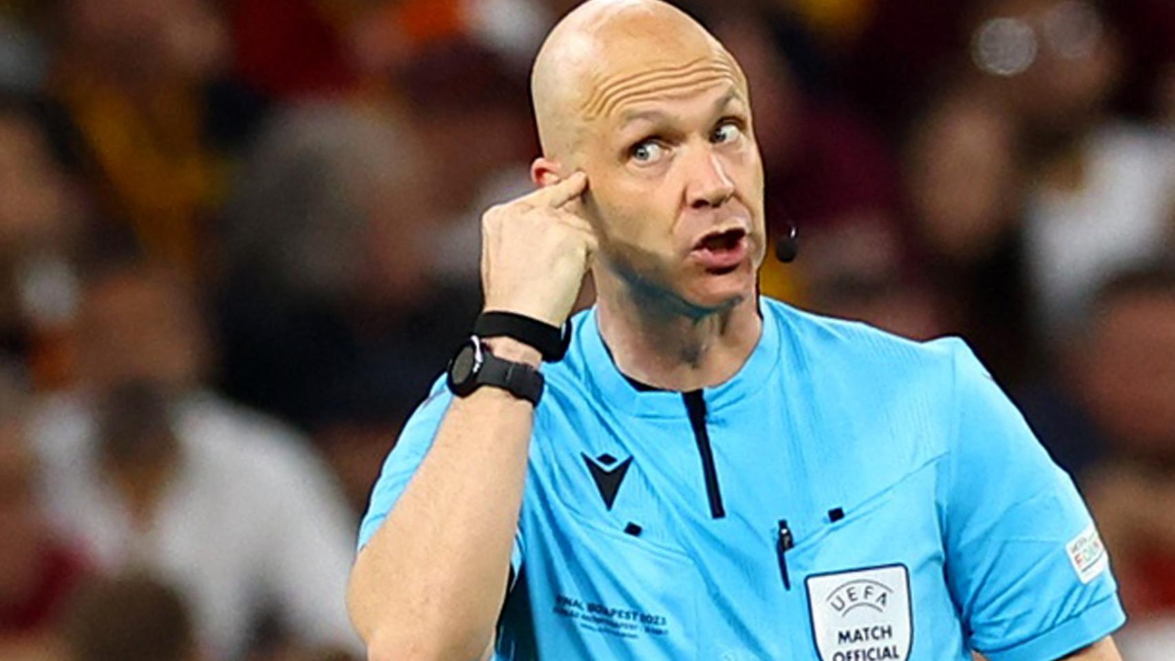 Quién es Anthony Taylor, el árbitro que pitará el Brujas - Barcelona en ...