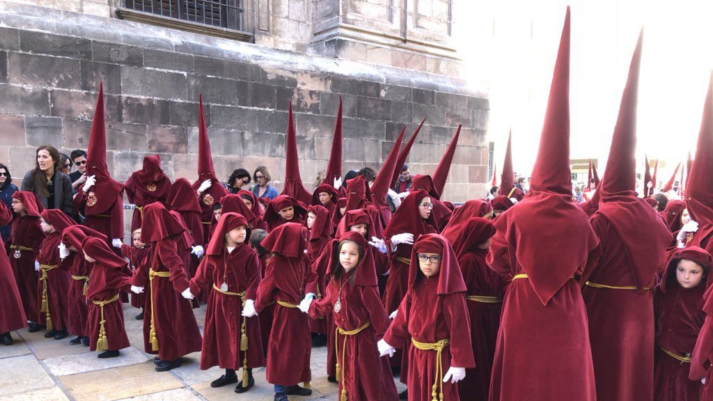 La pastelería de Málaga que prepara dulces de Semana Santa en forma de ...