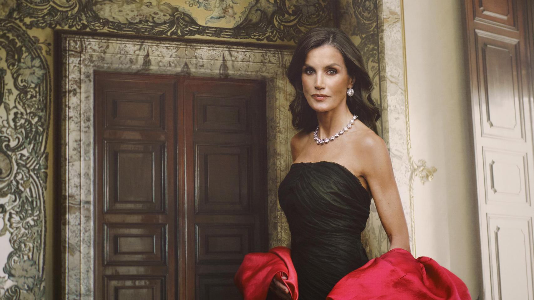 Los lazos que unen a Letizia con la reina Victoria Eugenia: la moda, las joyas de pasar y una ...