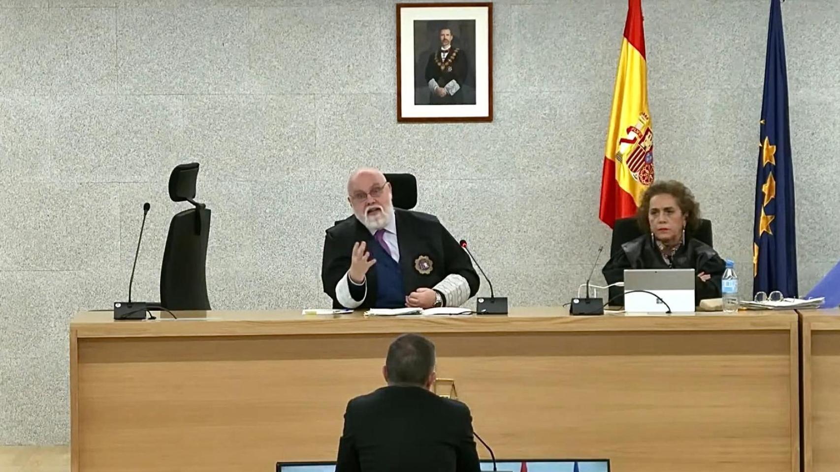 Fernández-Prieto, el juez de 70 años que pone firmes a los testigos del ...