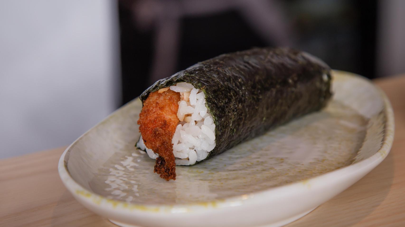 La nueva barra japonesa en Madrid que recuerda a los bares de Tokio con ...