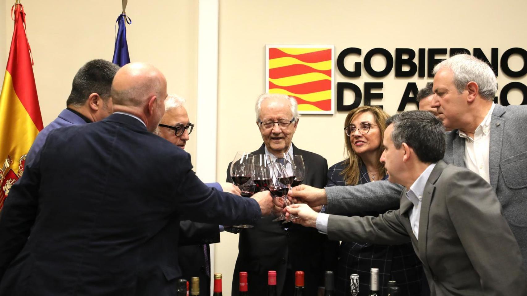 El I Salón Peñín de Vinos de Aragón, punto de encuentro para el sector ...