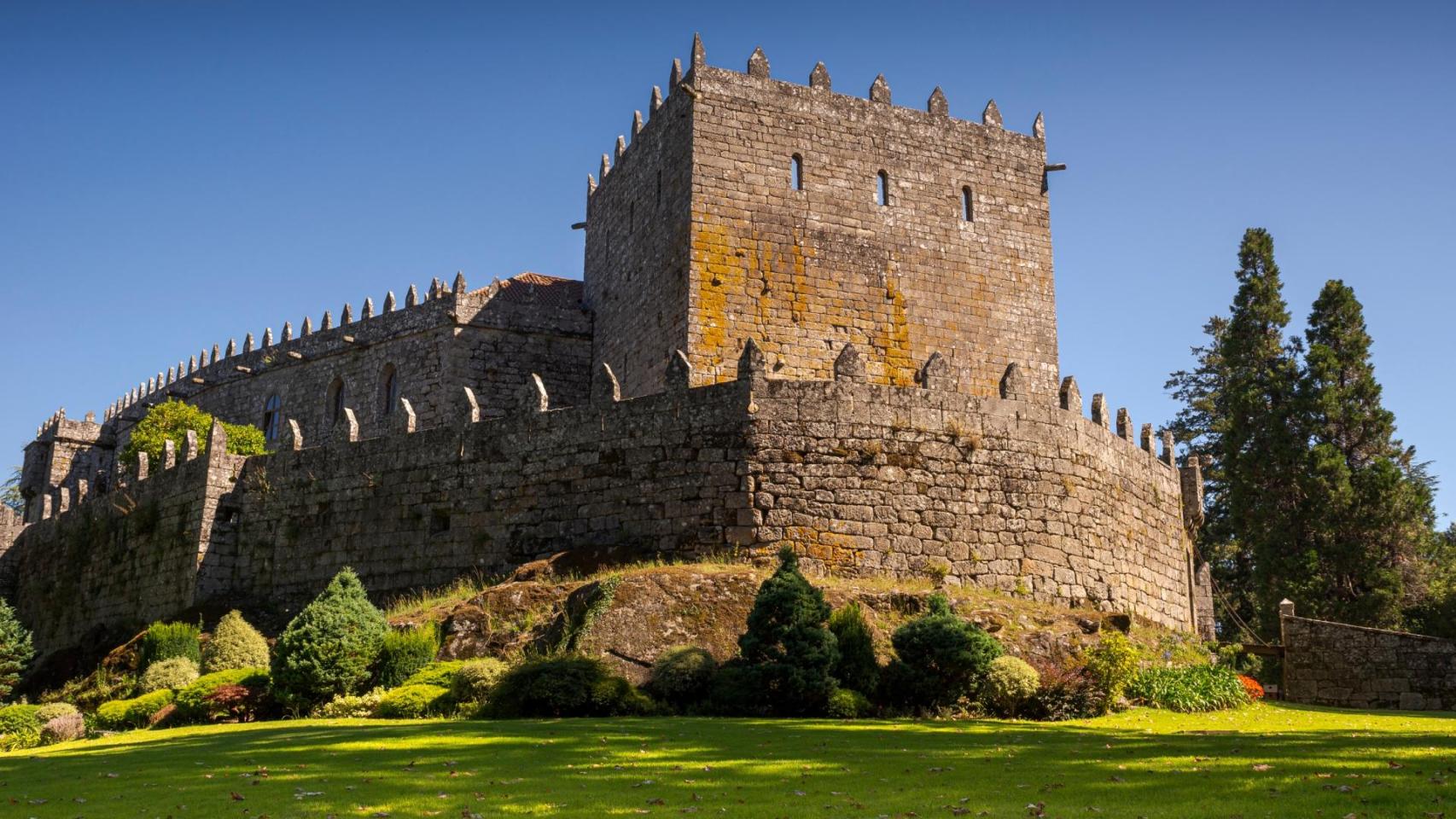 El precioso castillo medieval cerca de Pontevedra con mucha historia ...