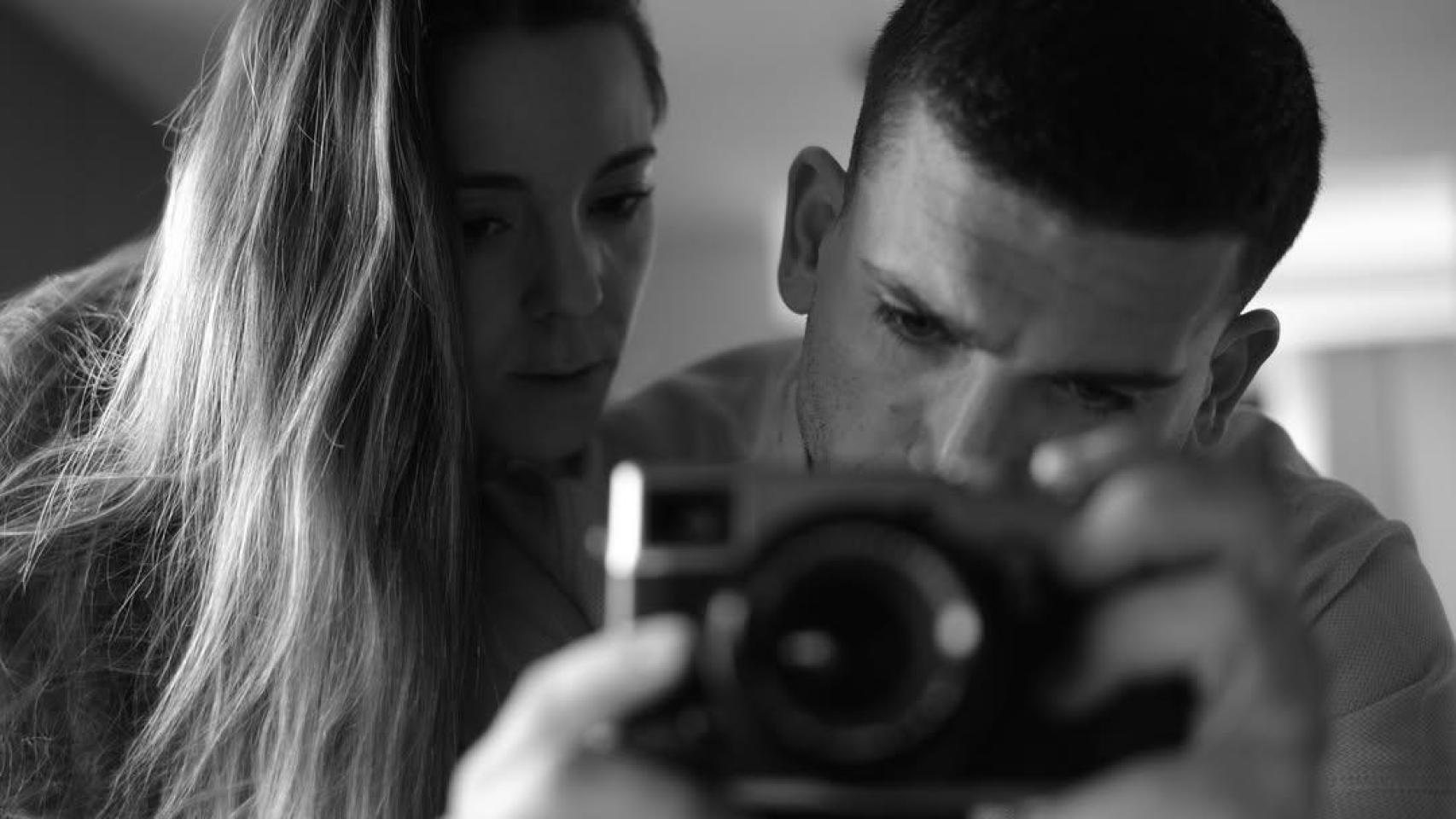 Jaime Lorente anuncia su boda con Marta Goenaga tras cinco años de ...