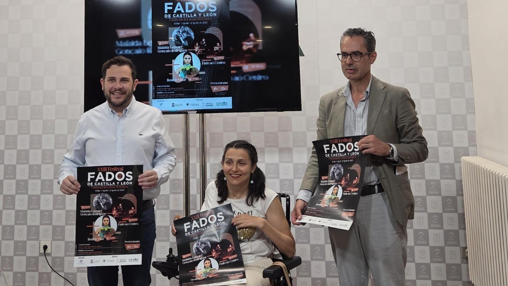 La guitarra y el fado de Coímbra, protagonistas en el Festival de Fados ...