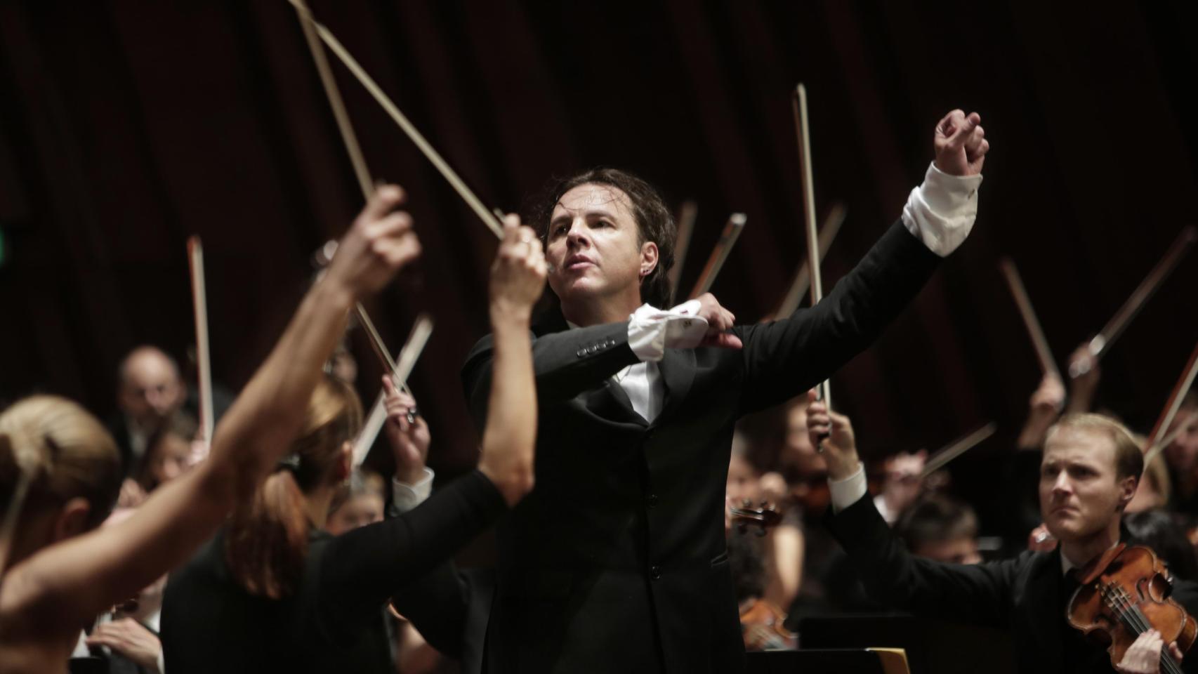 Teodor Currentzis se pone barroco con musicAeterna: llega a España con ...