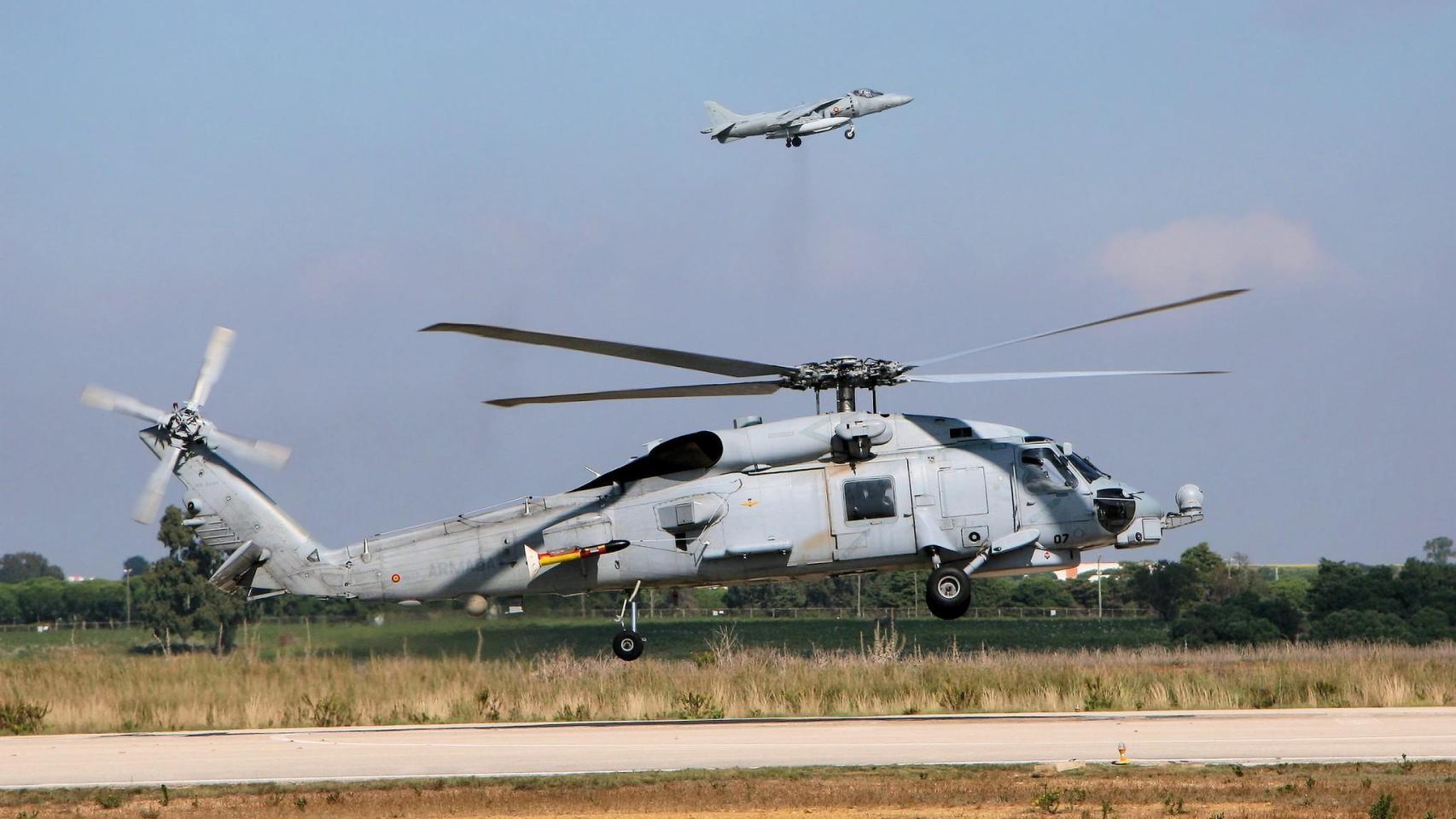 La Armada recibirá el primer MH-60 Romeo el próximo octubre y los siete ...