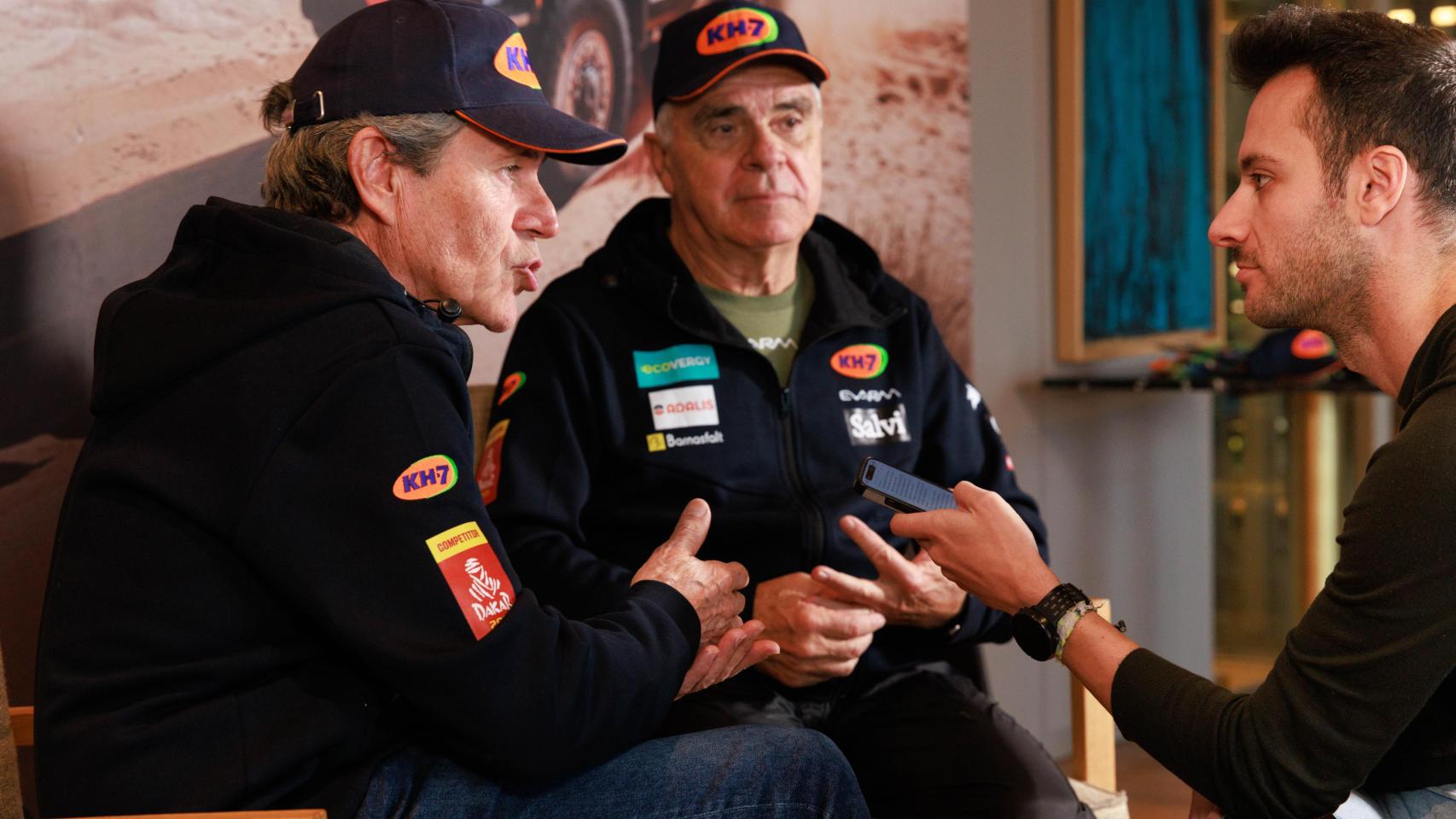 Jordi Juvanteny, José Luis Criado y el primer camión híbrido del Dakar ...