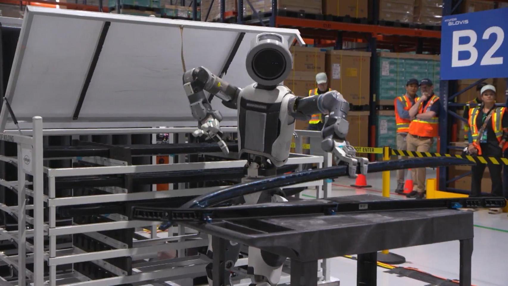 El robot Atlas de Boston Dynamics, listo para trabajar: así es su nueva ...