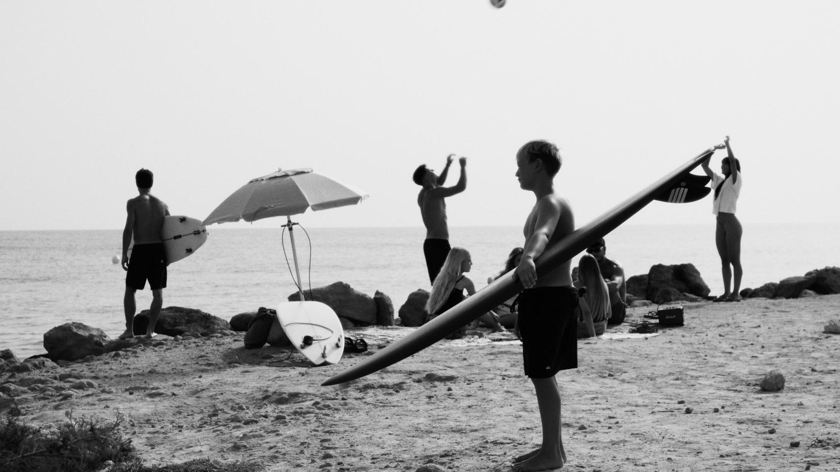 Sandro lanza desde Alicante su firma inspirada en el universo del Surf ...