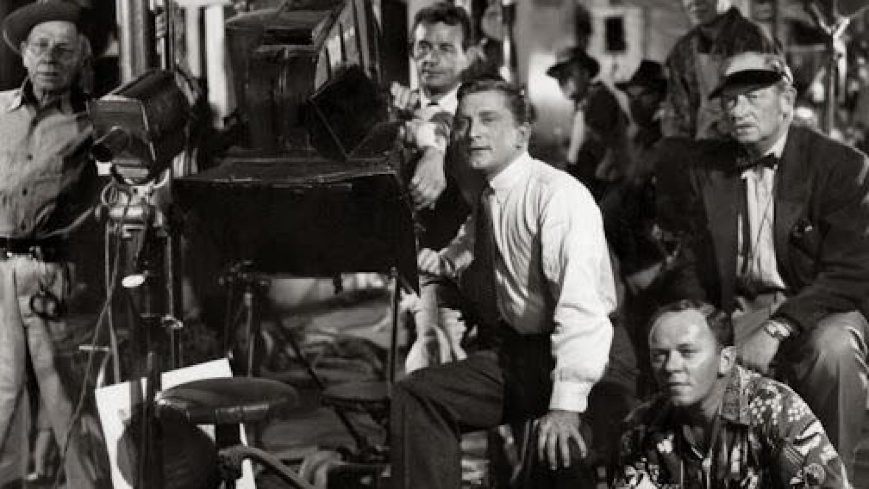 'Cautivos del mal': Kirk Douglas y Lana Turner en el lado oscuro de ...