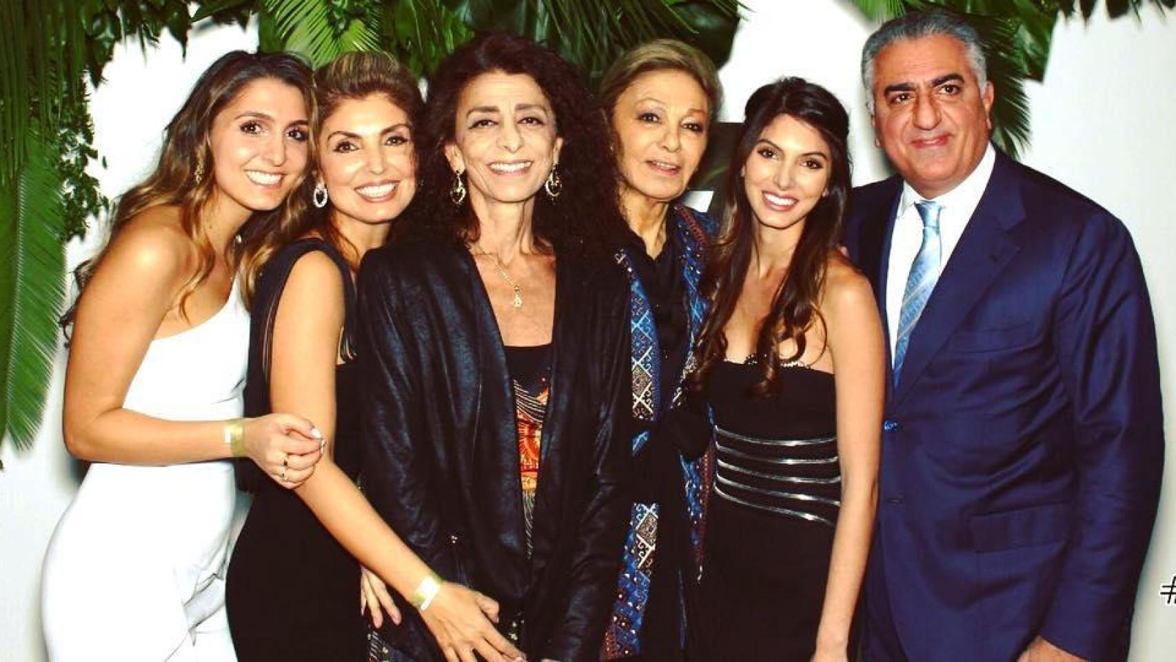 Pahlaví, la Familia Real de Irán exiliada que sueña con volver al trono ...