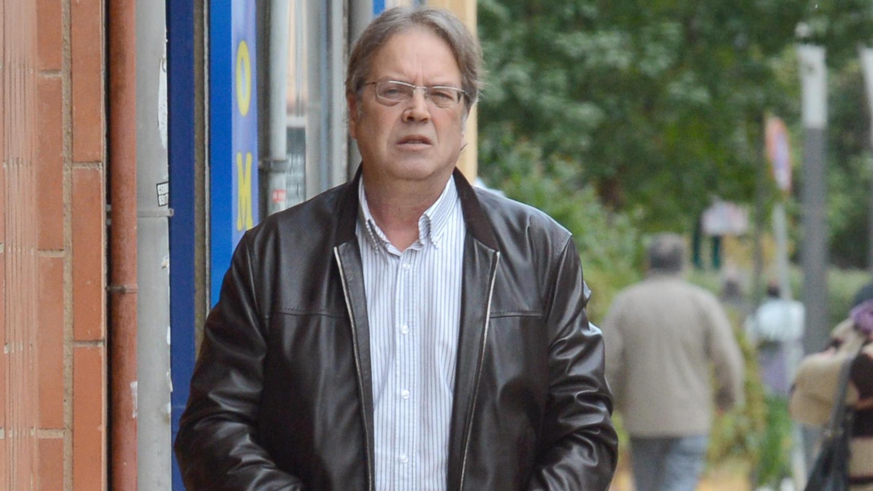 La vida actual de Carlos Javier, el padre de Sara Carbonero que lleva ...