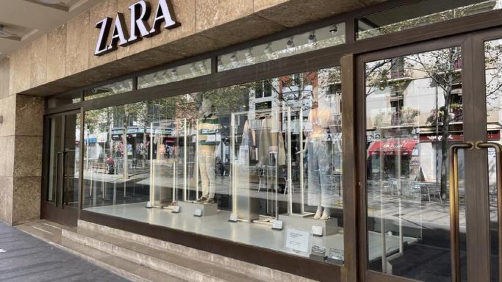 Han llegado a Zara los vestidos más elegantes, versátiles y ...