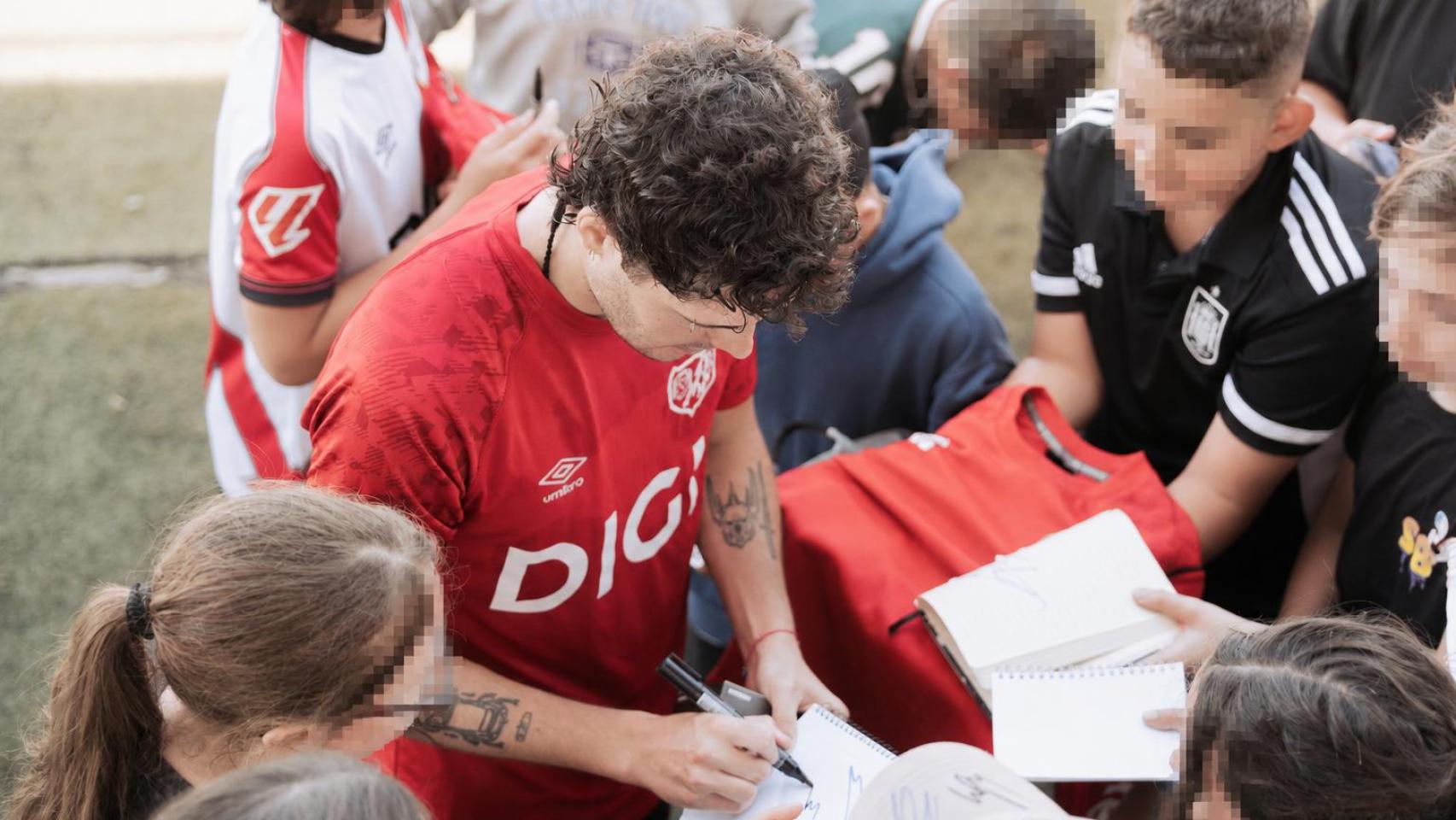 Sergio Camello: "Cuando entras en el barrio, en su gente, es ahí cuando ...